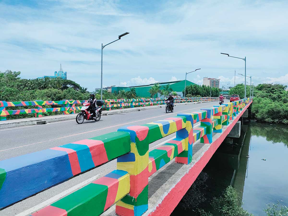 Flyover mural depicts Iloilo’s heritage sites