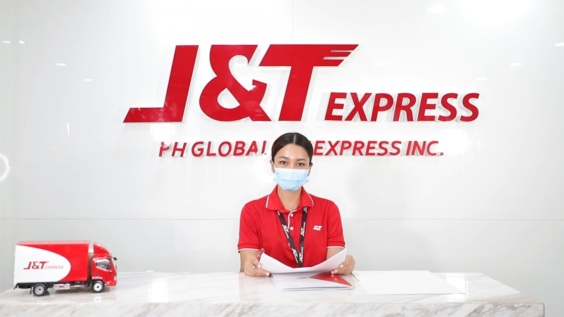 Anywhere and Everywhere with J&T Express!