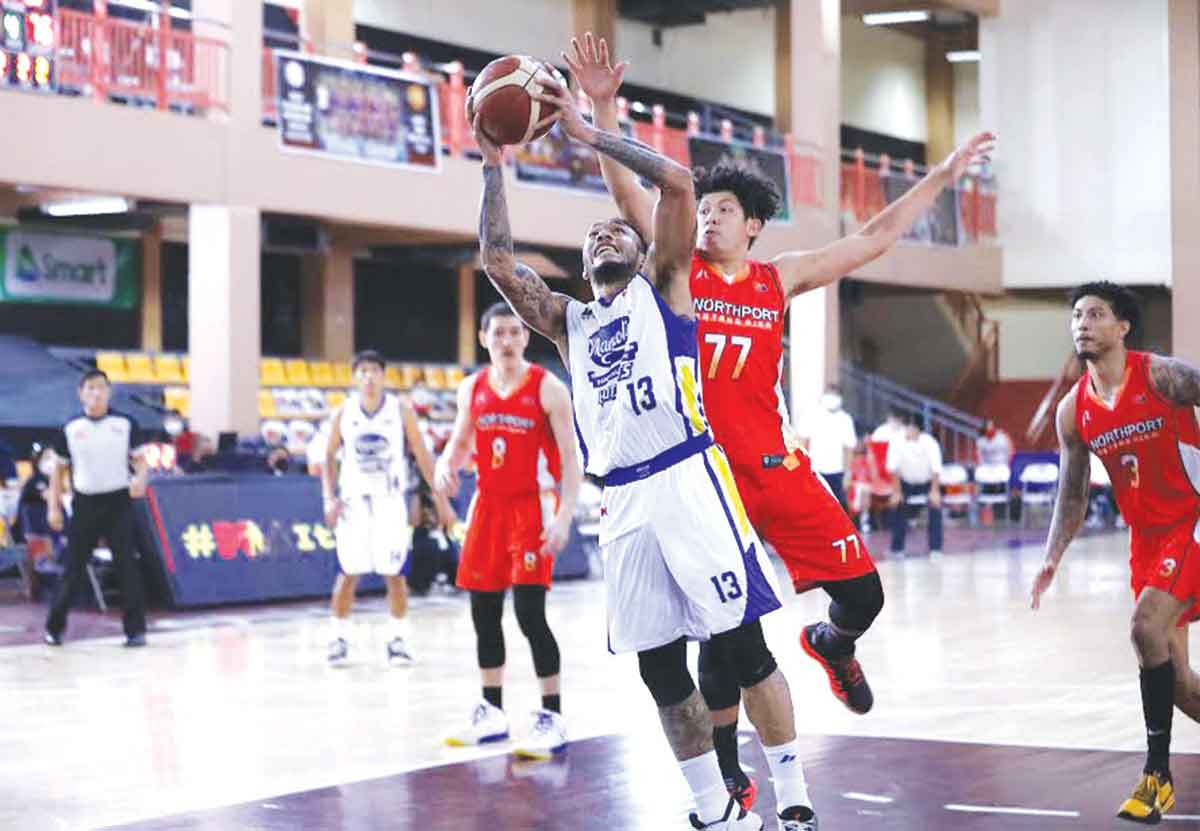 Abueva hits game-winner as Magnolia edges NorthPort