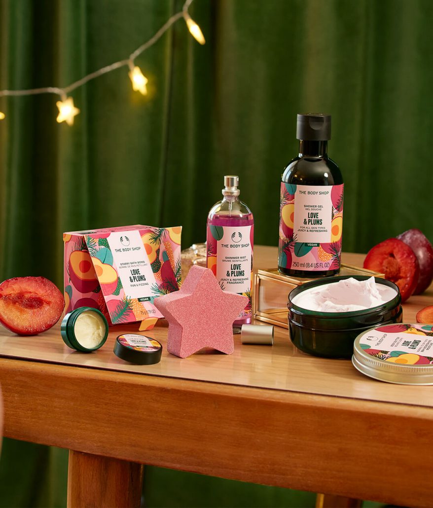 SPREAD THE LOVE AND SHARE THE JOY THIS CHRISTMAS WITH THE BODY SHOP