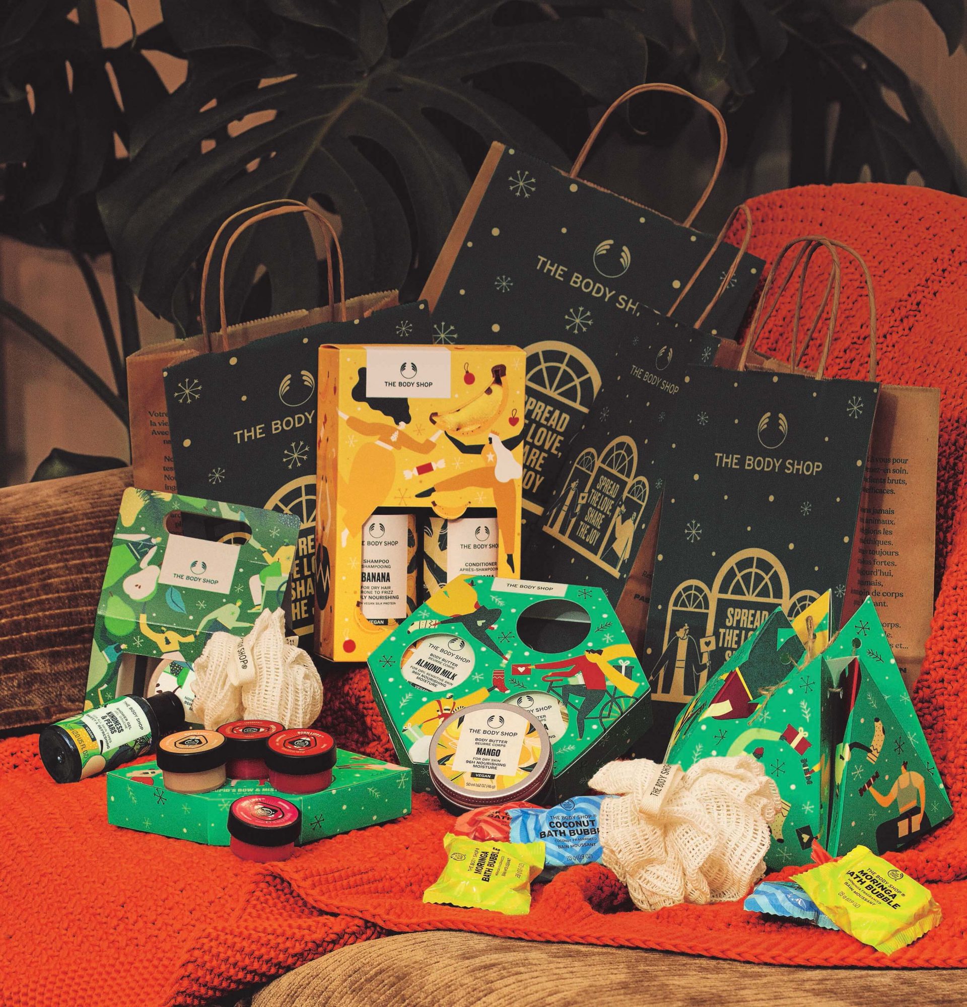 SPREAD THE LOVE AND SHARE THE JOY THIS CHRISTMAS WITH THE BODY SHOP