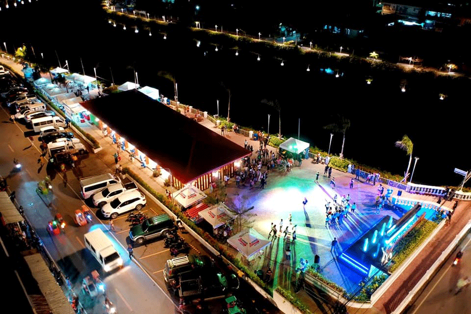 Roxas City opens river promenade, its newest tourist attraction
