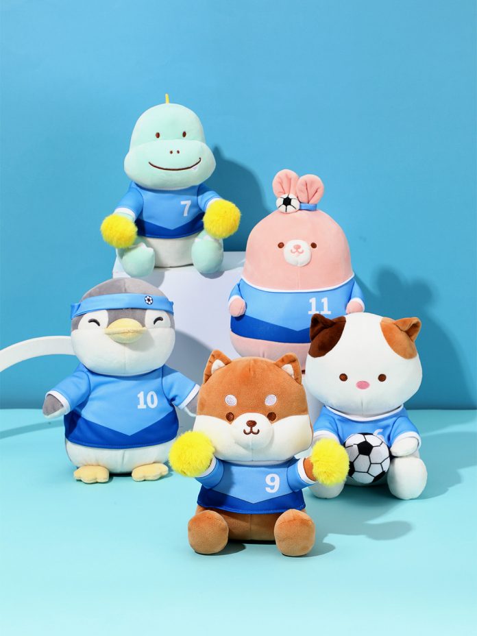 SPORTING FUN WITH THE MINISO X MINI FAMILY SERIES