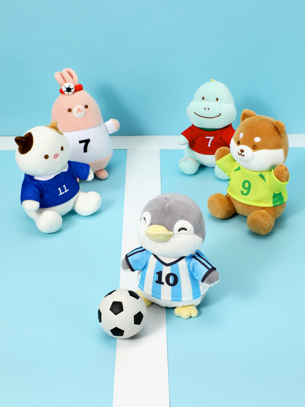 SPORTING FUN WITH THE MINISO X MINI FAMILY SERIES