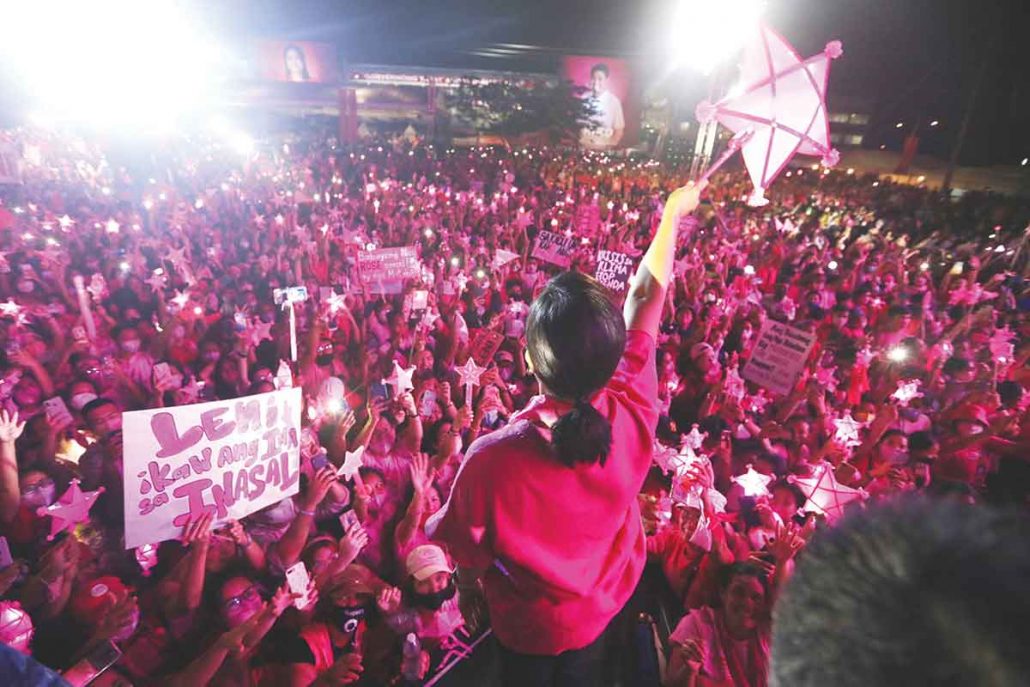 ‘STAR OF HOPE’; VP Leni Robredo shines in Negros Occ.