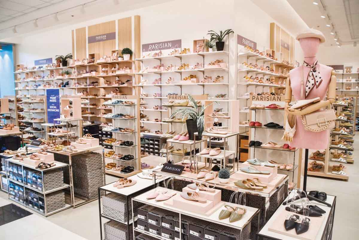 The SM Store Roxas opens