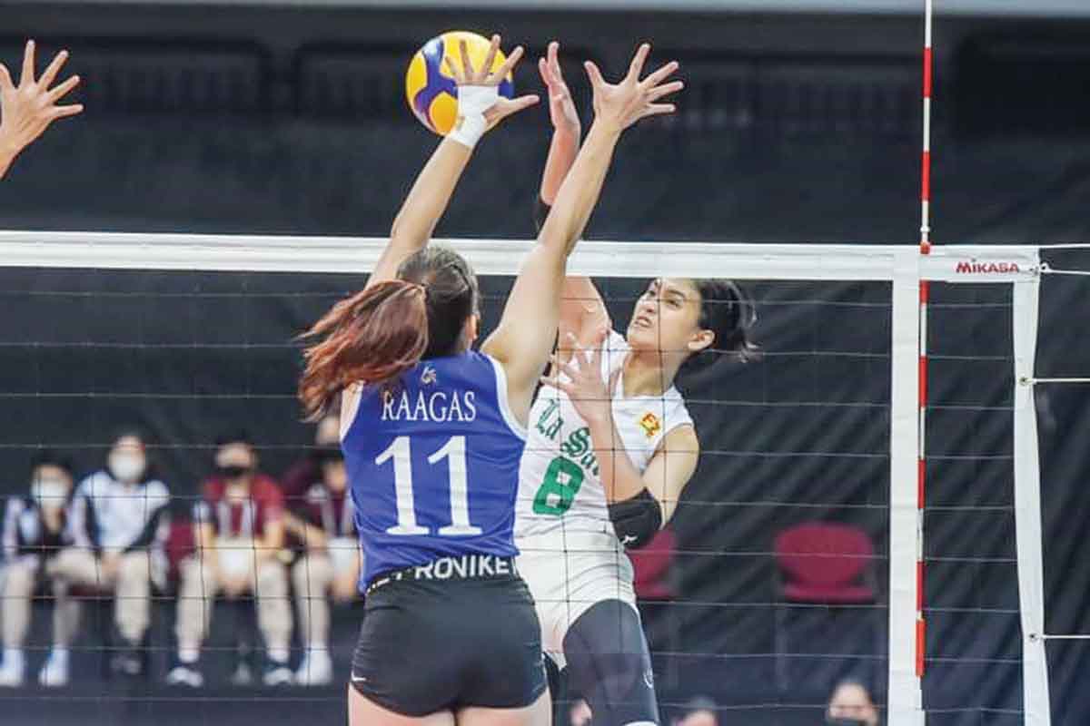 DLSU Lady Spikers on a roll, defeats Ateneo in UAAP