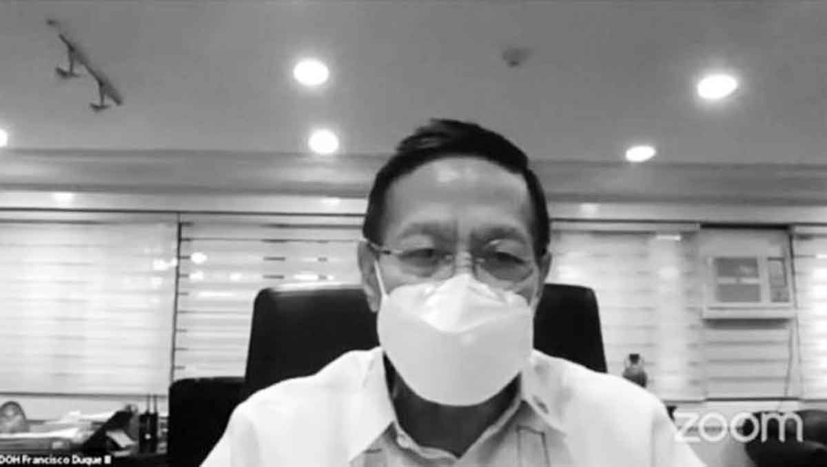 Duque wants COVID-19 face mask rule retained