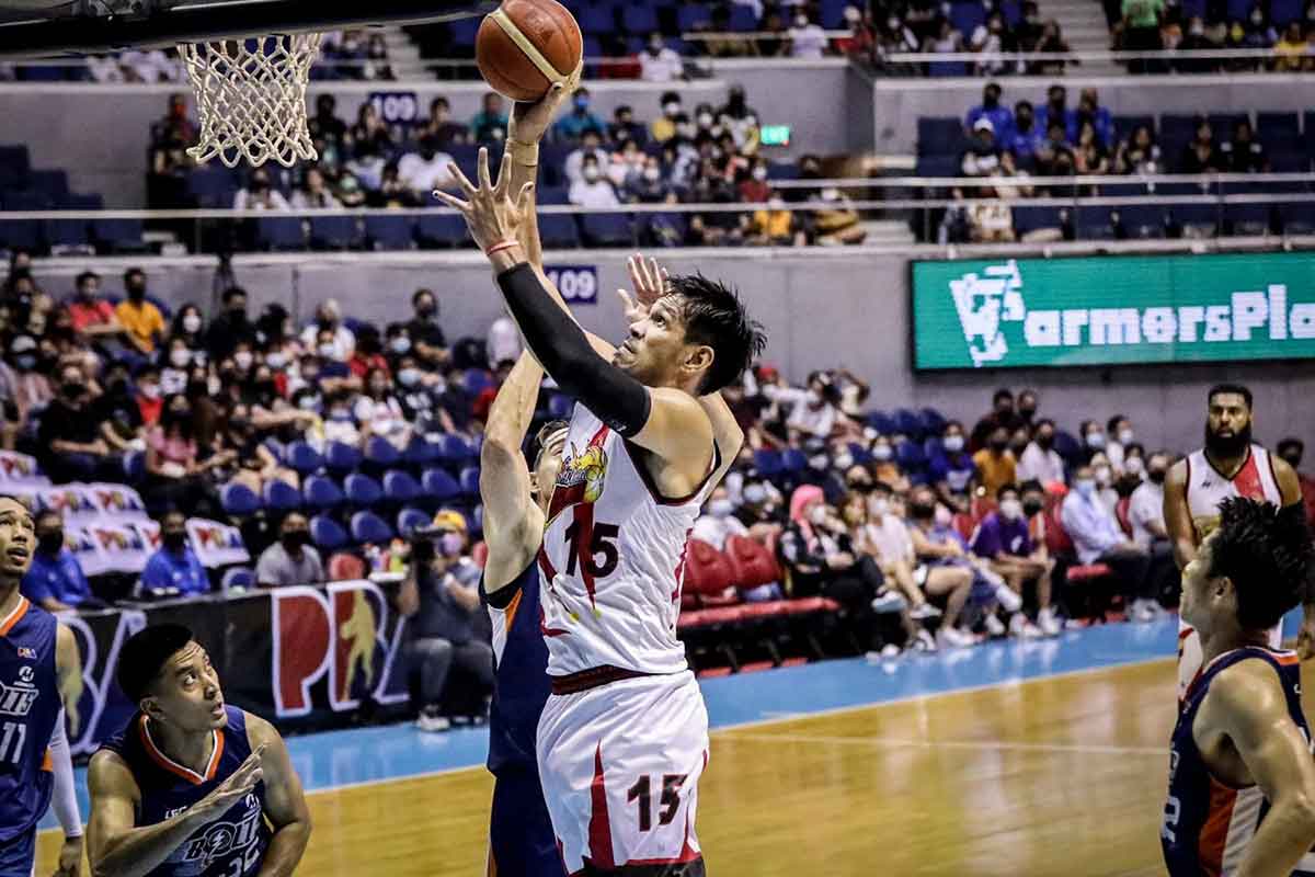Fajardo leads PBA best player race