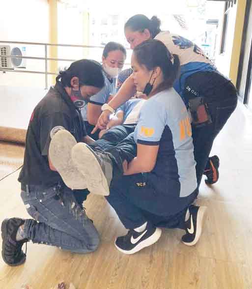 Barbaza cops, firemen train on basic life support, first aid