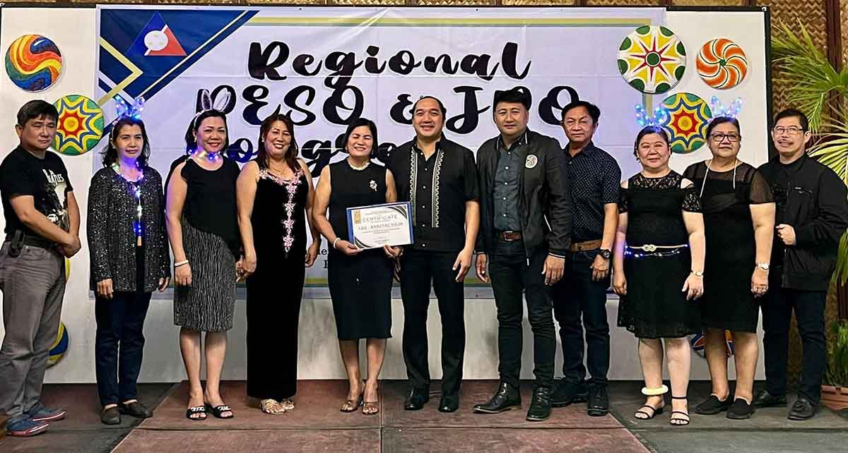 4 LGU-PESOs grand winners in DOLE-6 Bayanihan Service Award