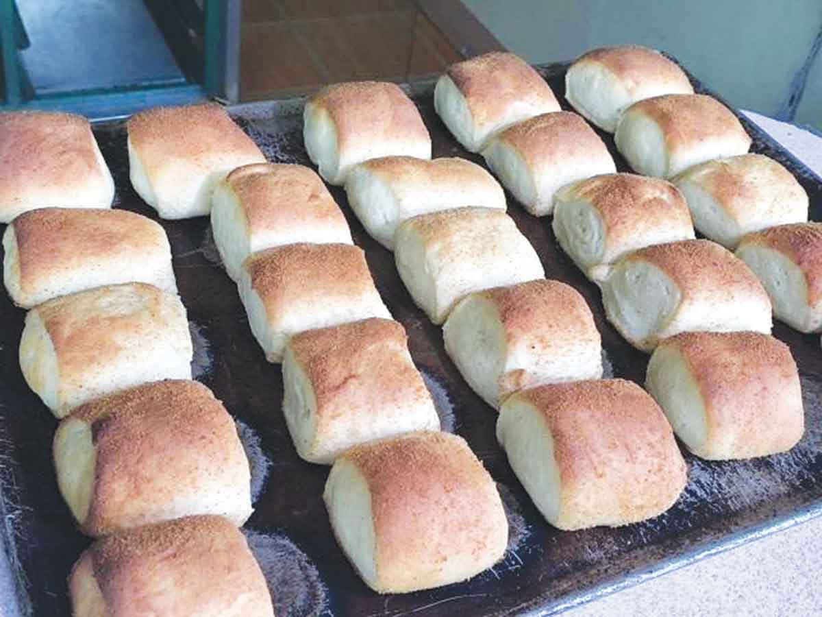Bakers' group bats for 'salty' pandesal