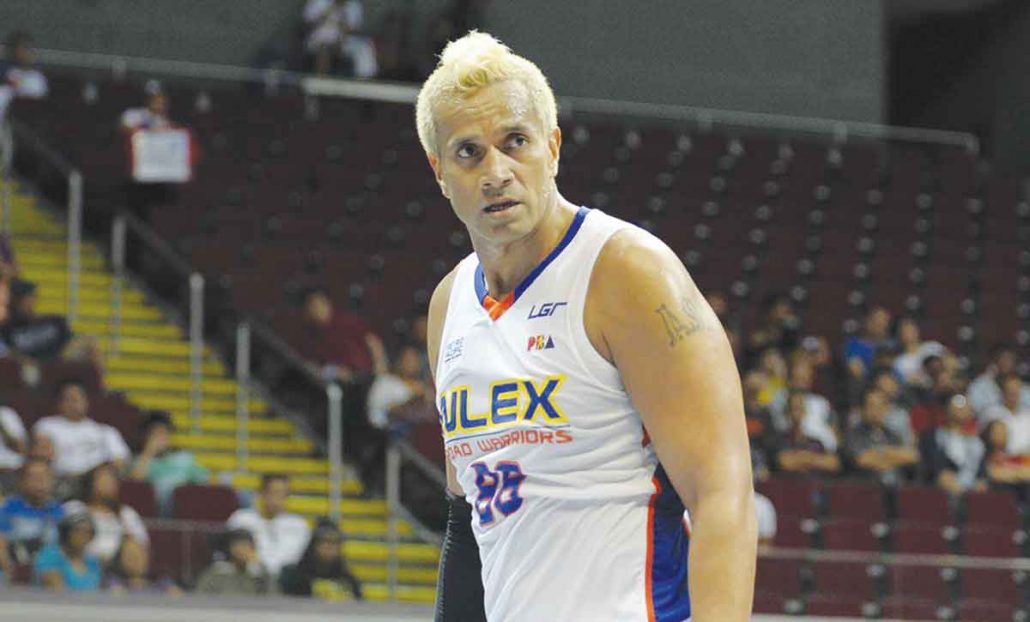 Asi Taulava set for PBA record in NLEX return