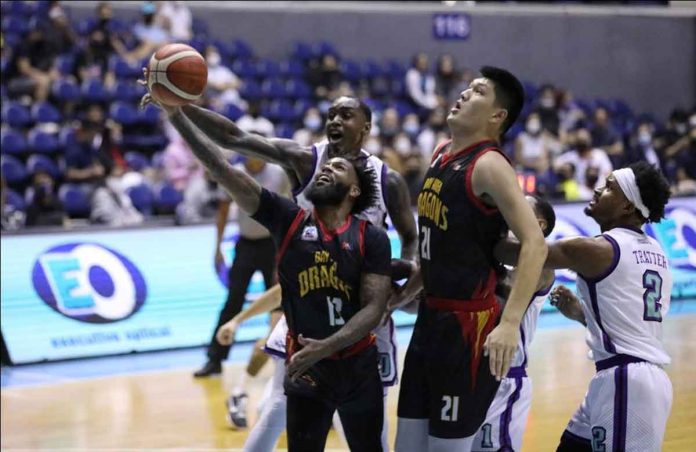 Bay Area goes 4-0, keeps Converge at bay in PBA