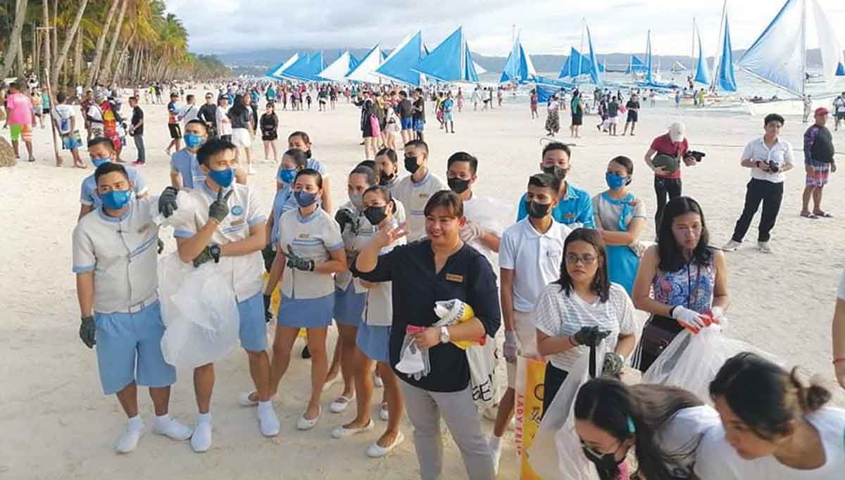 ‘High 5 Boracay’ cleanup drive launched