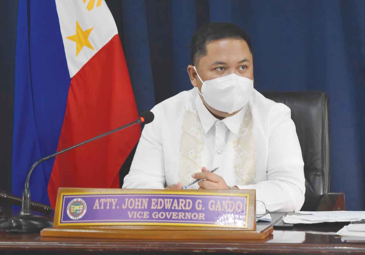 Guimaras capitol, hospital employees to get incentive, gratuity pay