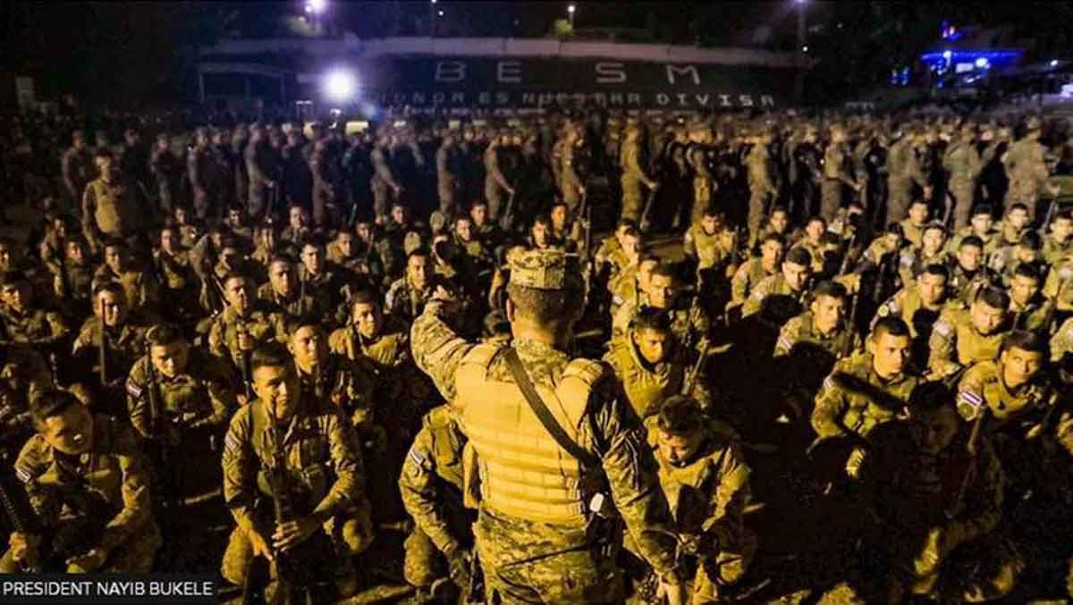 El Salvador Thousands Of Troops Surround City In Gang Crackdown