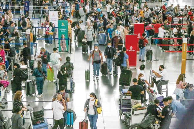 PH targets nearly 5M foreign tourists this year