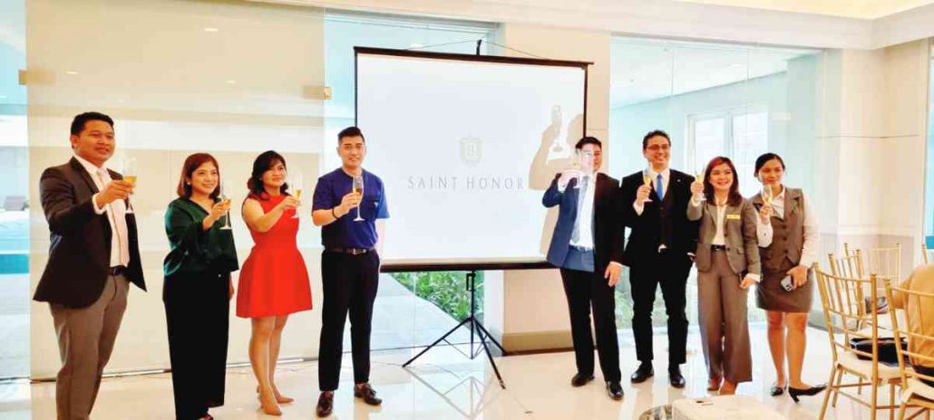 French grandeur in Iloilo City skyline; Iloilo Business Park's Saint ...