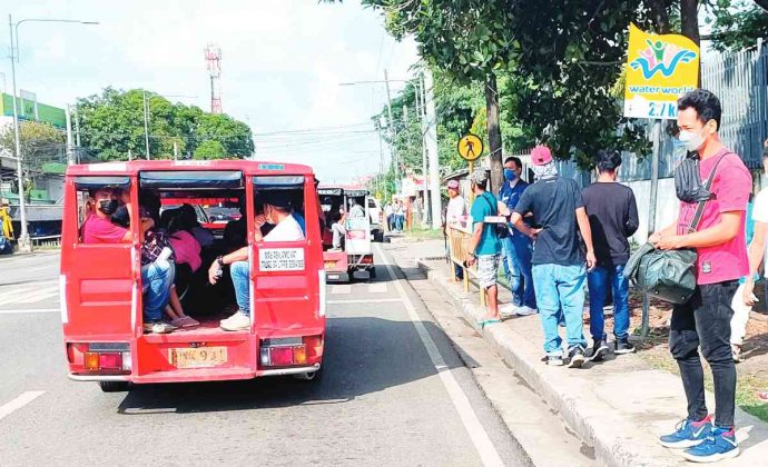 ‘FINAL TRIPS’: Franchise of traditional jeepneys to end June 30