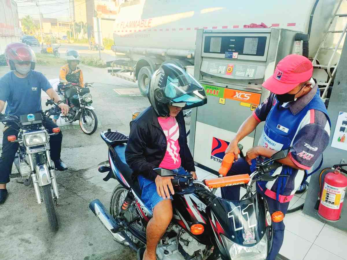 Higher gasoline, diesel pump prices set today