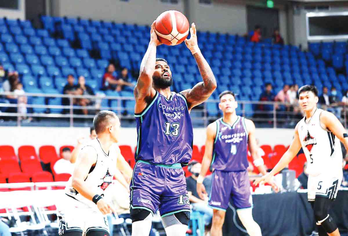 Converge bounces back, drubs Blackwater in PBA
