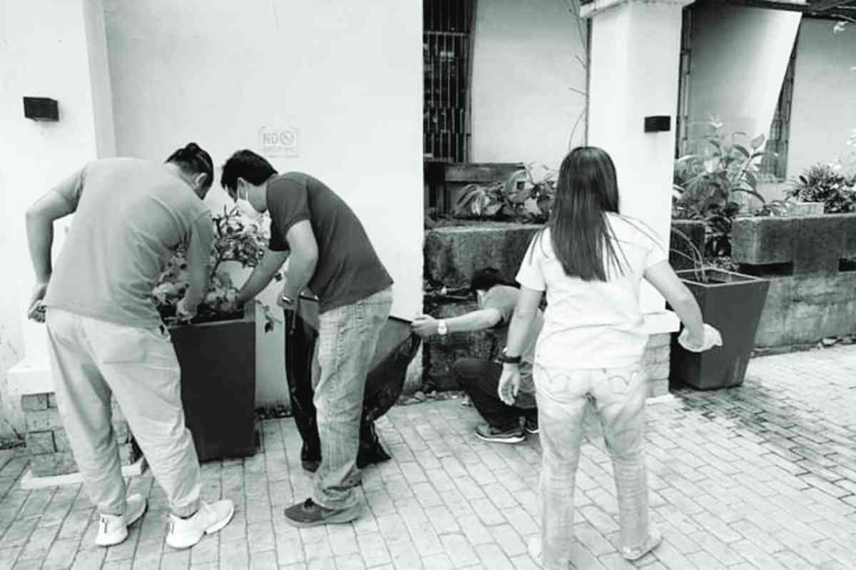 Iloilo capitol holds cleanup drive