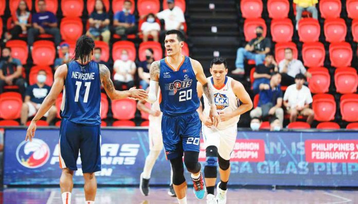 Almazan replaces injured Fajardo in PBA All-Star