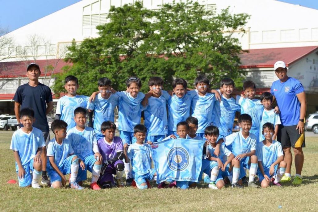 Assumption Iloilo edges Westbridge, clinches ILOPRISAA Elem. football title