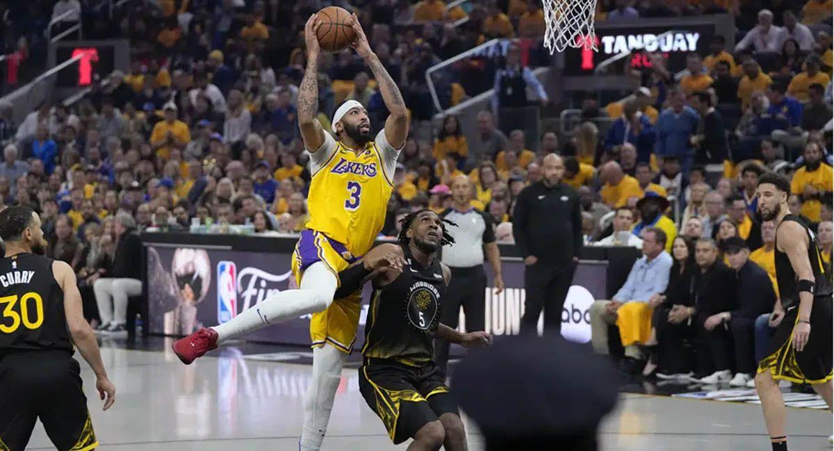 Davis’ monster double-double leads Lakers to Game One win