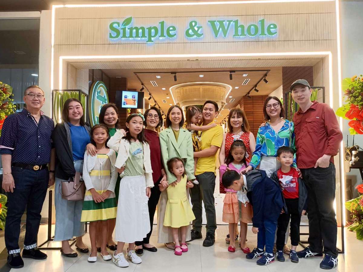 Guilt-free grocery: The newest store for health nuts is in the metro