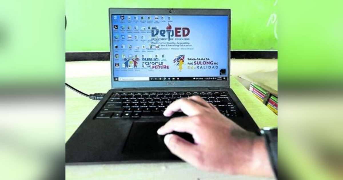 Teachers ask why firms in DepEd laptop mess not yet blacklisted