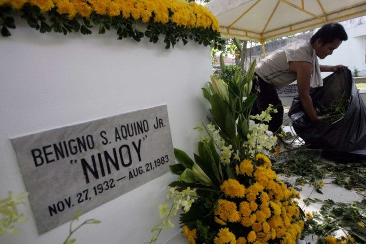 On Ninoy Day, Marcos appeals: ‘Let’s transcend political barriers’
