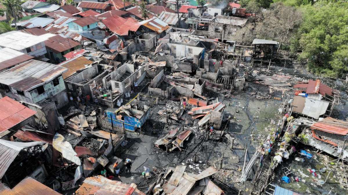 Fire displaces 35 Silay City families