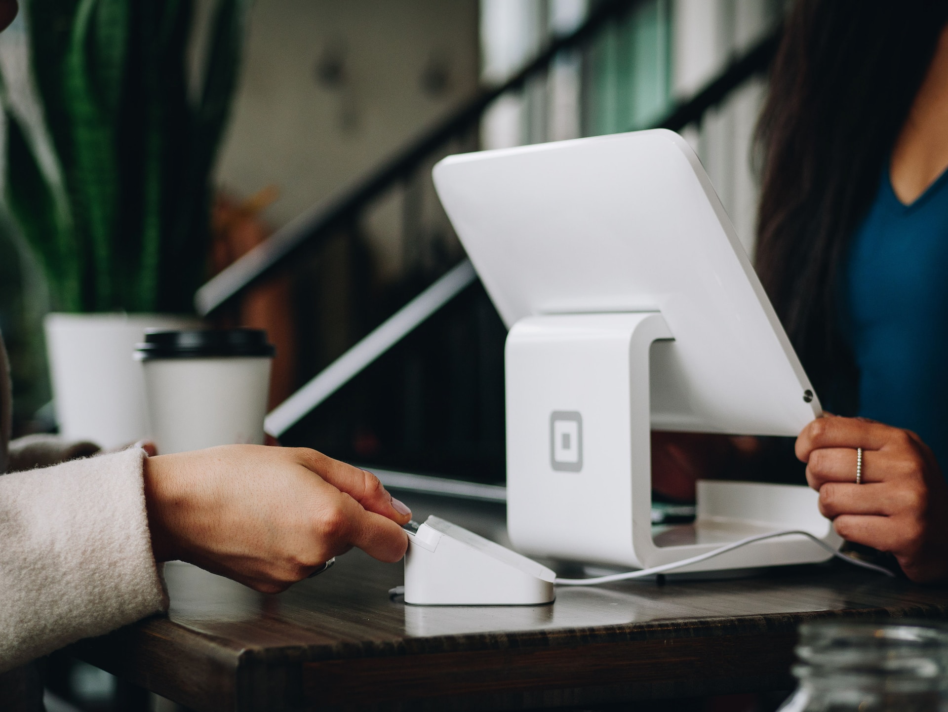 10 Practical Ways to Simplify Your Brick-and-Mortar Store's Checkout ...