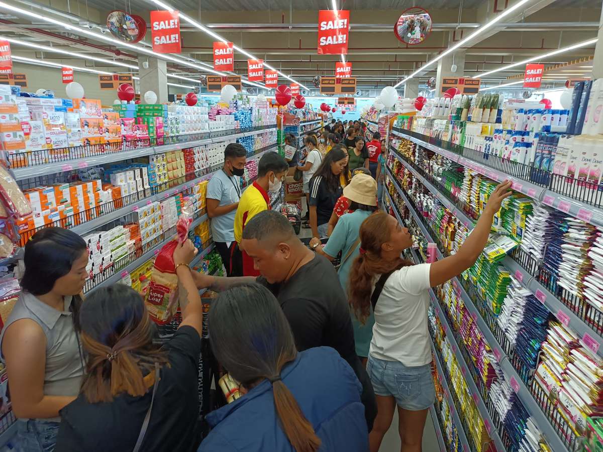 Serving more suki at the newest ILOILO SUPERMART – JIBAO-AN!