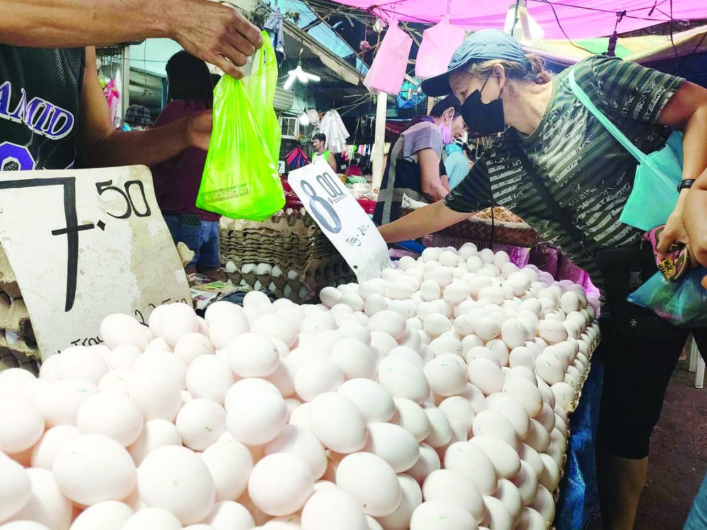 Chicken, egg prices slightly rise in NegOcc