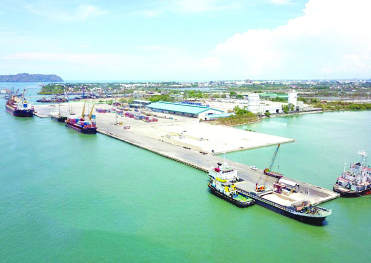 ‘DEVELOP PORT NOW’: Treñas pushes for Iloilo port dev’t; gets full ...