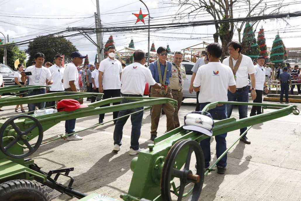 ‘Best Christmas gift’ President Marcos to ARBs: ‘Make use of your lands’