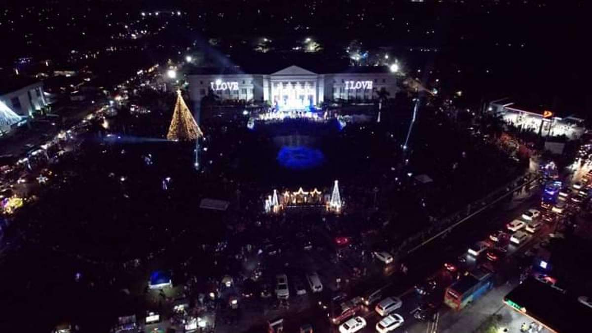 PARADE OF LIGHTS: A Sparkling Tradition and Heritage
