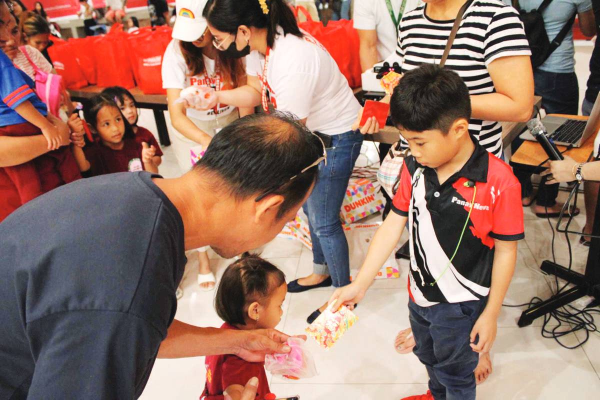 DGFFI & Panay News spread joy for a true holiday spirit