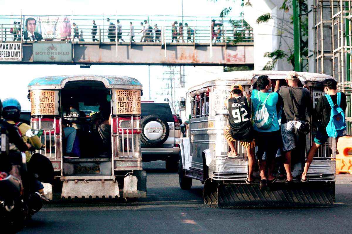 Unconsolidated jeepneys ‘colorum’ after Jan. 31