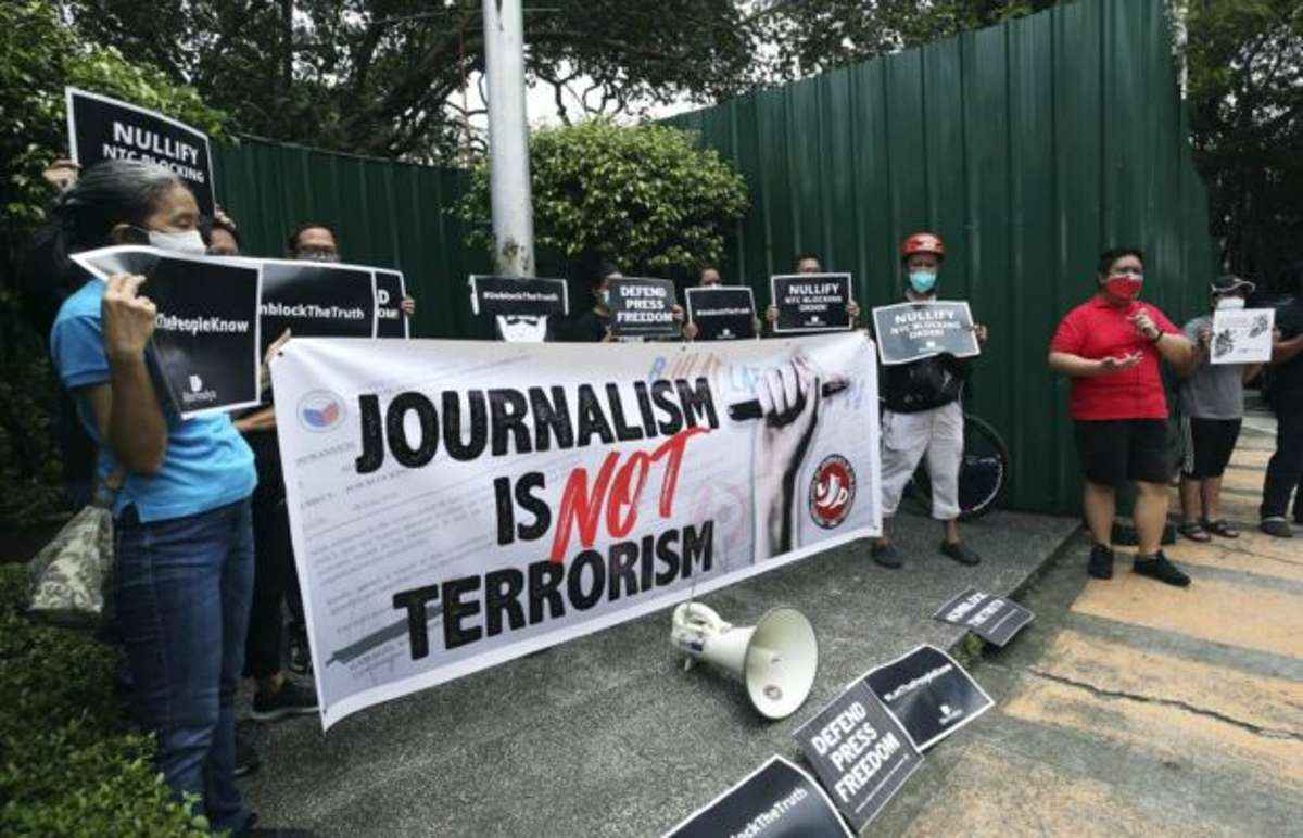 Media security chief gets flak for ‘red-tagging’