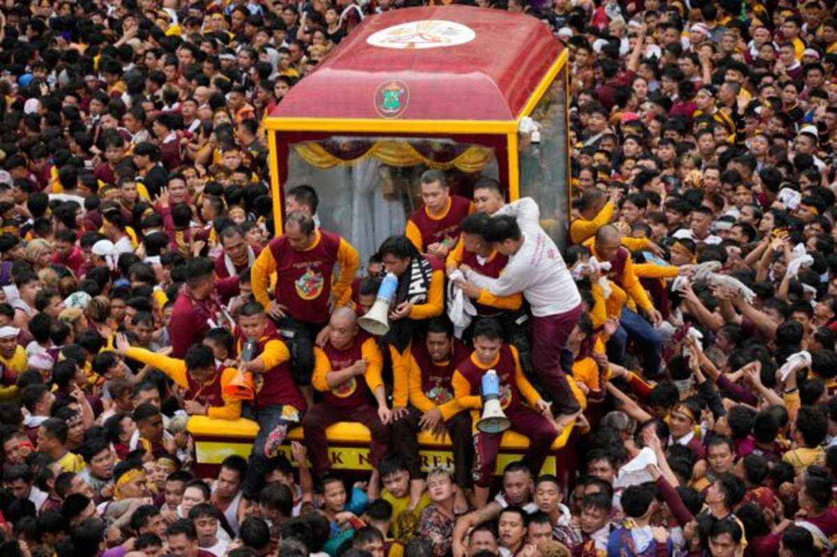 6.5 million devotees join Black Nazarene procession