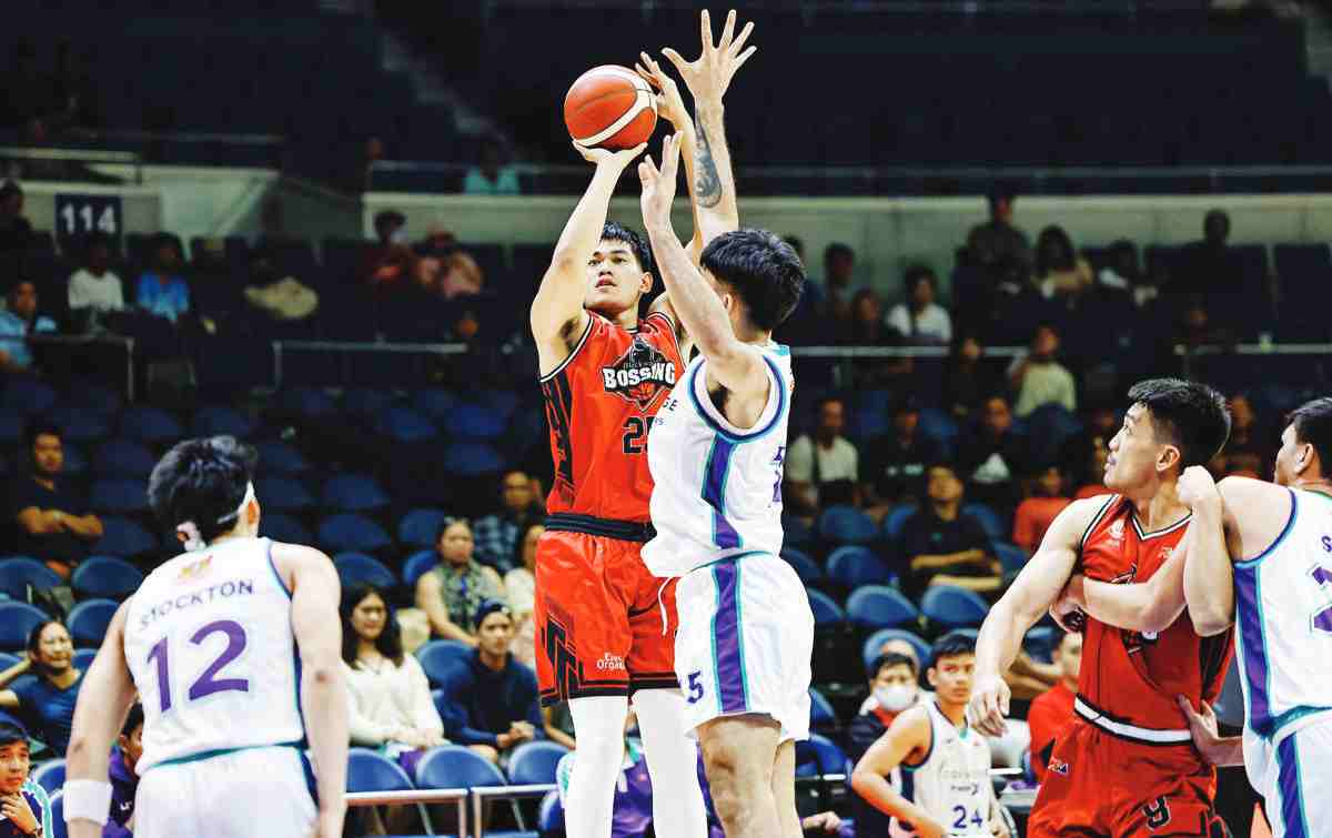 Blackwater manhandles Converge for 3-0 PBA start