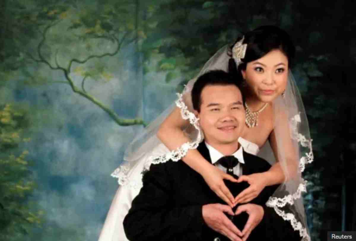 In China, marriages rise for the first time in nine years