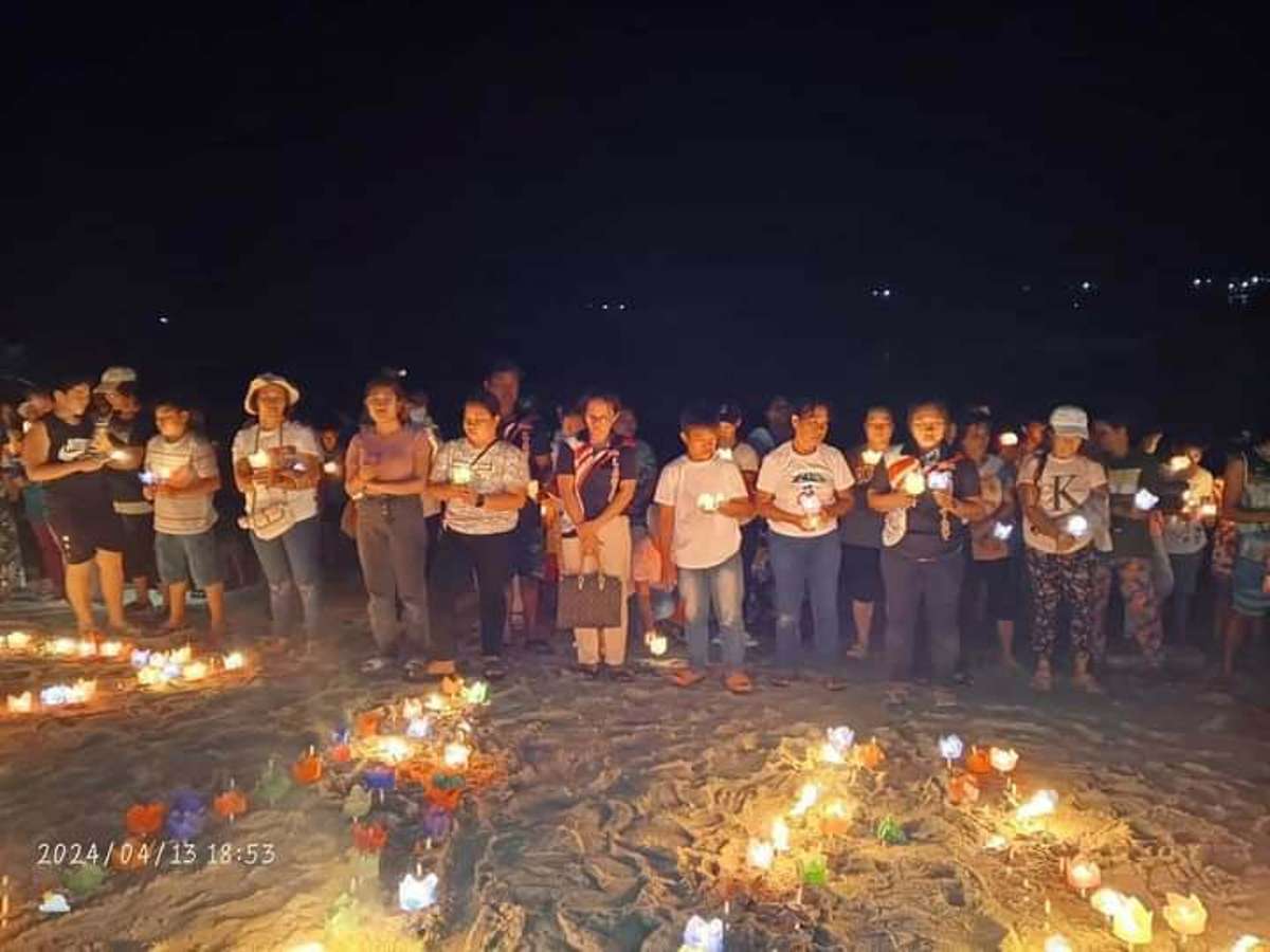 Hundreds join ‘pray for a cause’ to save Pan de Azucar Island