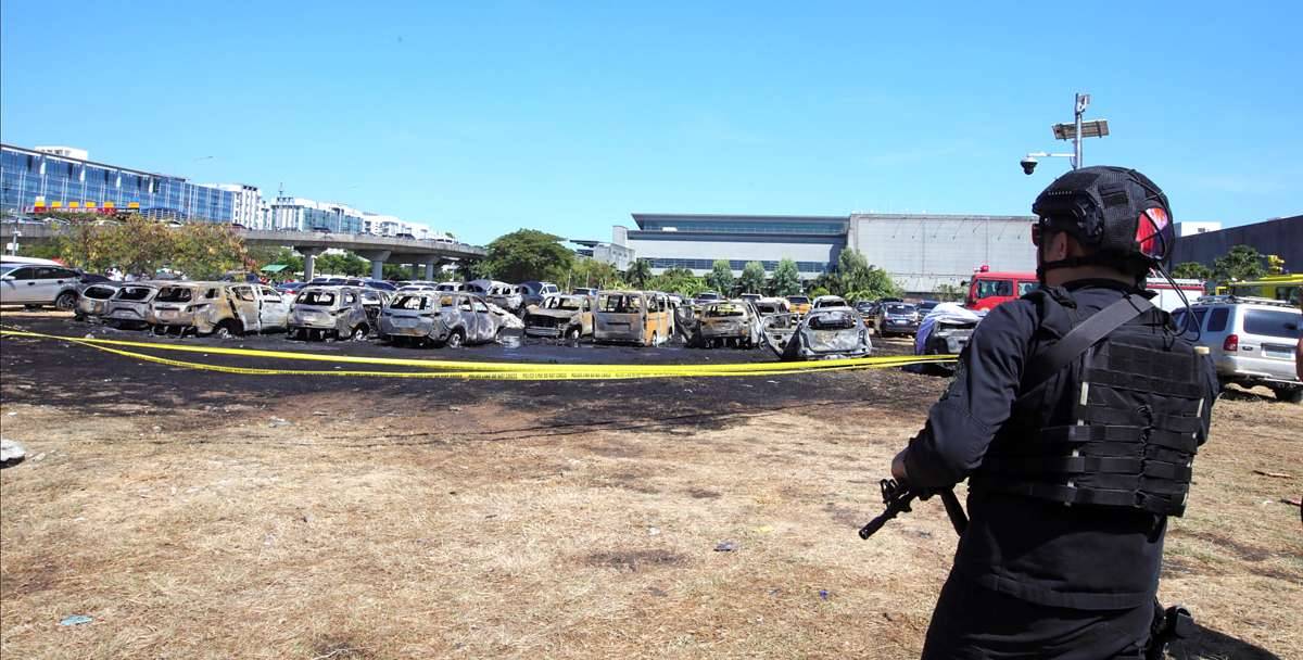 NAIA blaze that burned parked cars a ‘grassfire’
