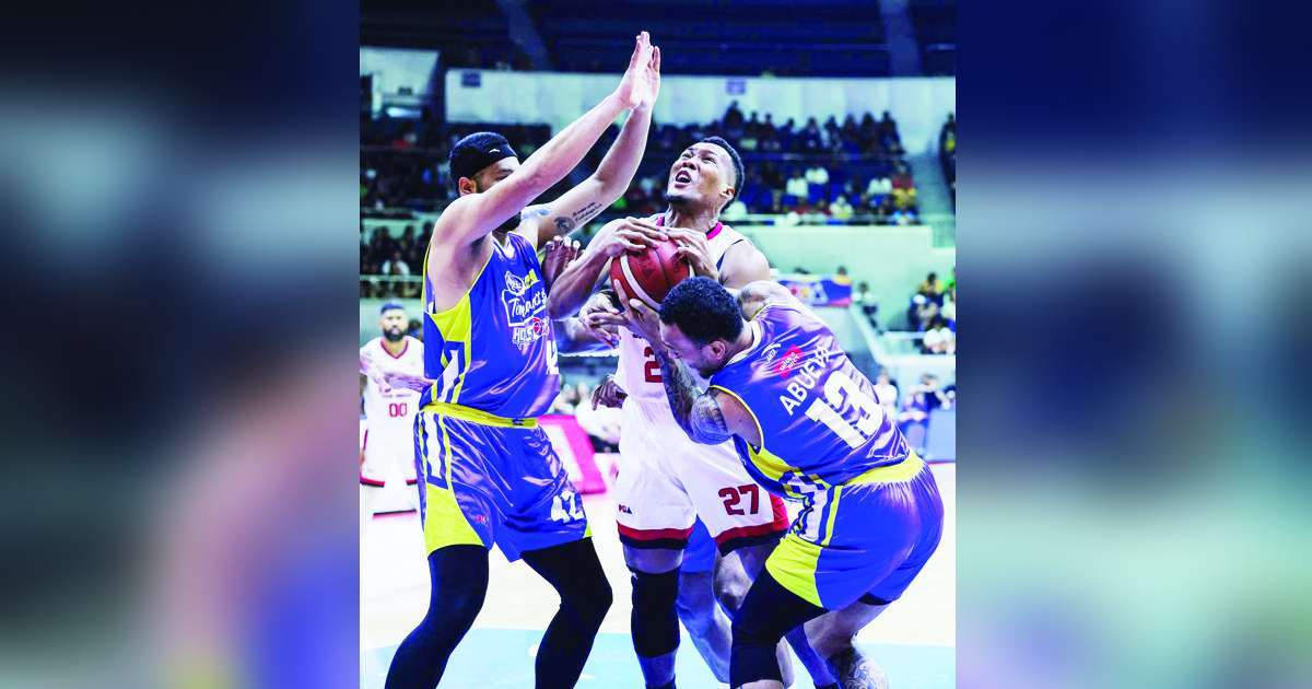 Barangay Ginebra outduels Magnolia in PBA PH Cup