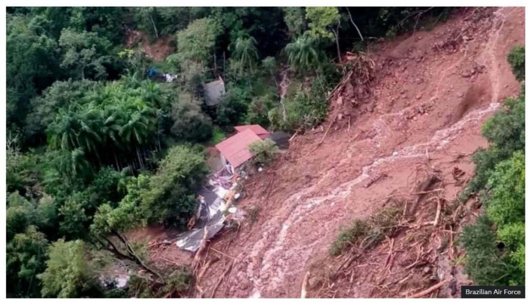 Brazil storm causes flooding